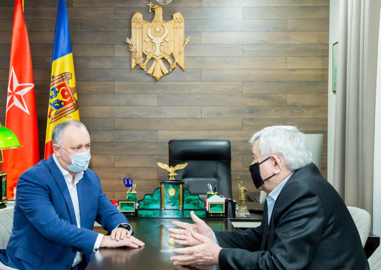 Igor Dodon a discutat cu Dumitru Pulbere despre criza constituțională ...