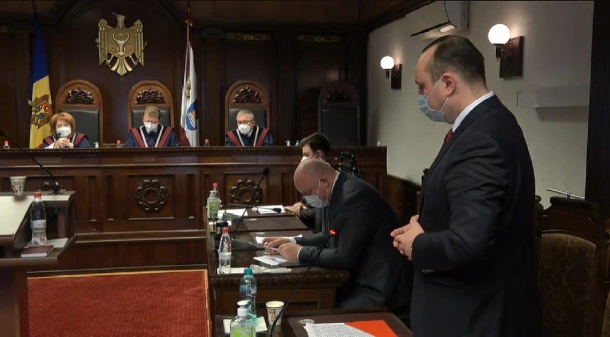 Adresarea deputaților PSRM, Vlad Batrîncea și Vasile Bolea, către ...